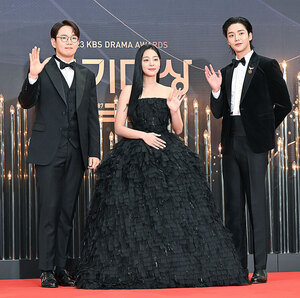 [K-포토] 장성규-설인아-로운,2023 KBS 연기대상 3MC